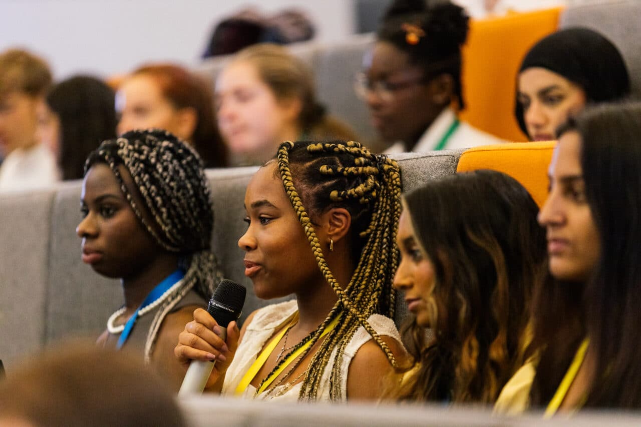 Get in touch - Sutton Trust Pathways